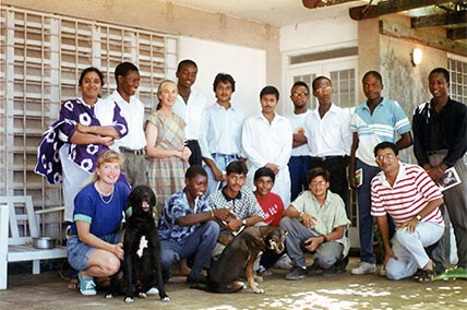 Hello Dr. Jane! An Inspirational Biography - Roots & Shoots